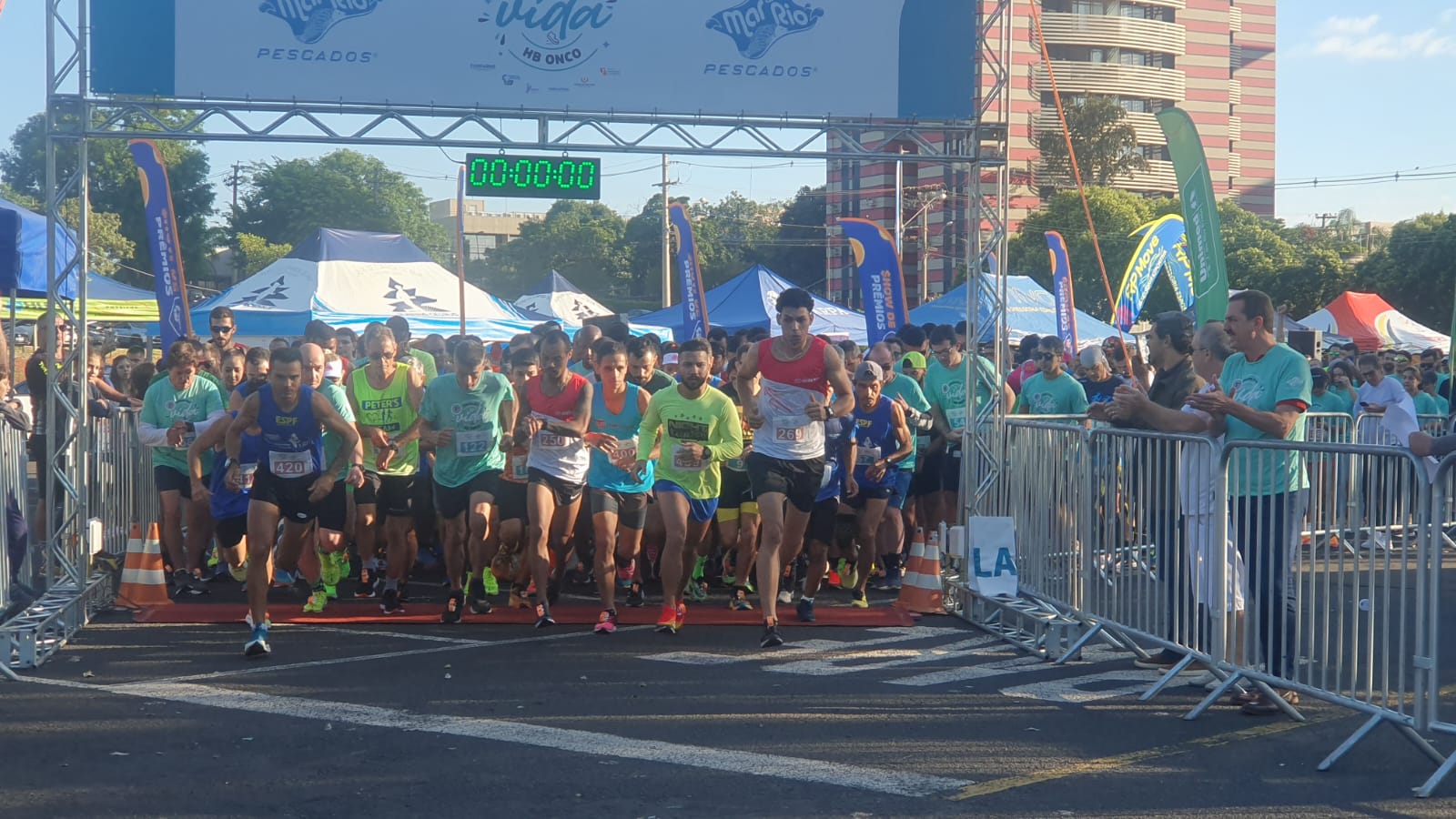 Corrida pela Vida reúne 400 participantes em prol da oncologia do ...